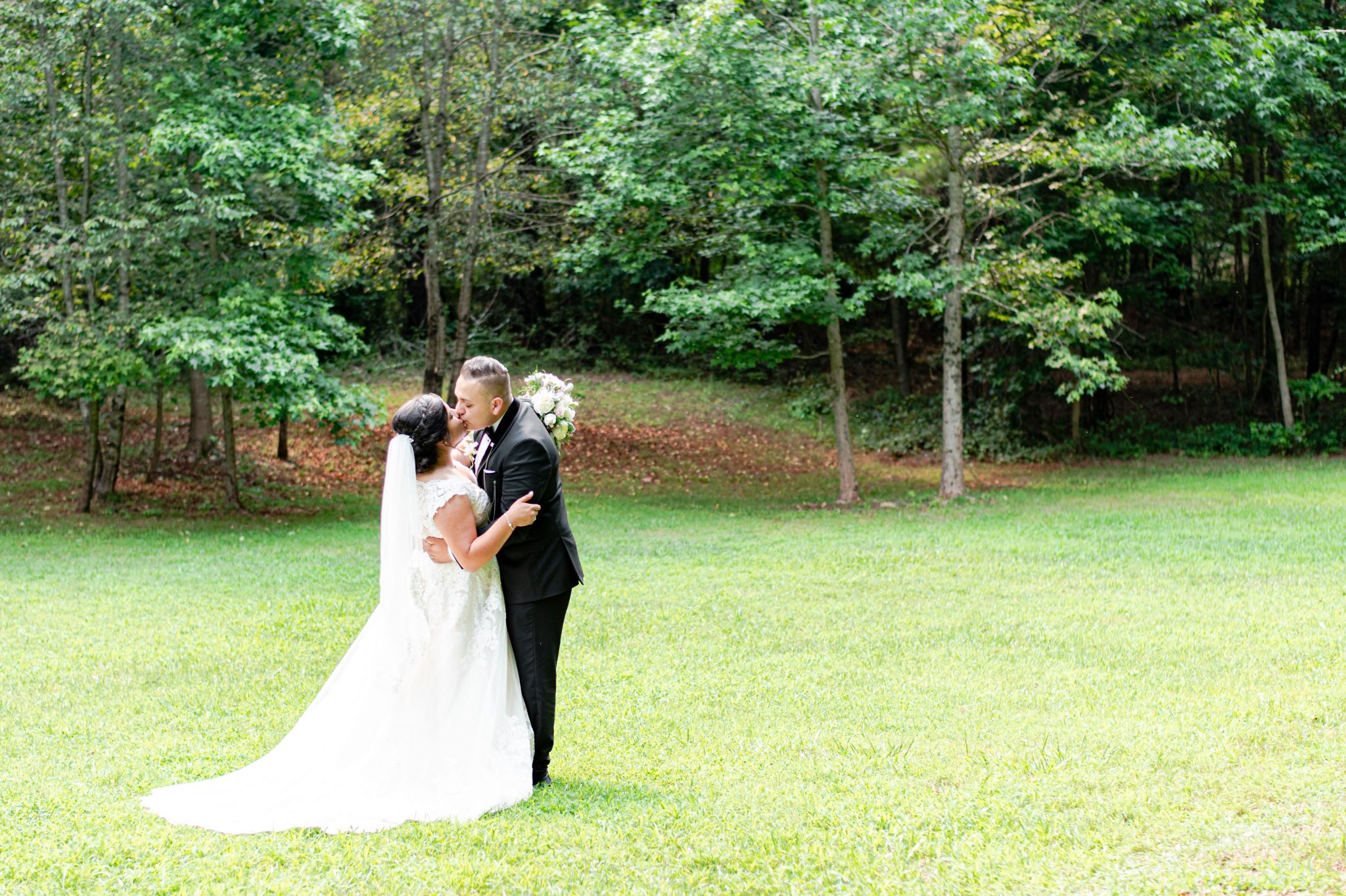 Maria + Jordan | Traditional and Charming Forest Wedding | St. Thomas ...