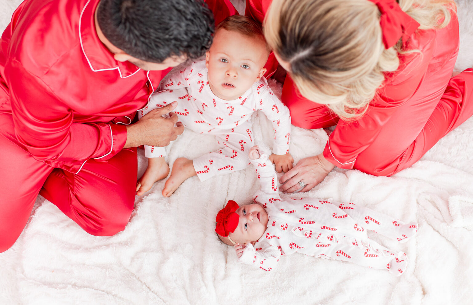 Christmas Mini Sessions Miami 2024 - M Suarez Photography